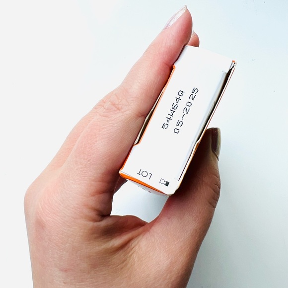 Sephora | Skincare | Nib La Roche Posay Anthelios Uvmune 40 Invisible ...